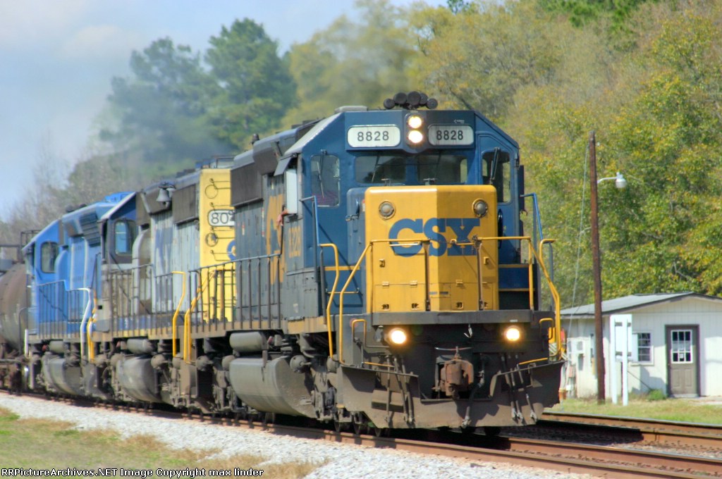 CSX 8828